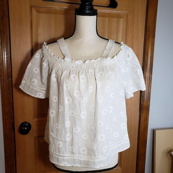 Love Notes | Tops | Love Notes White Eyelet Off Shoulder Top Large ...